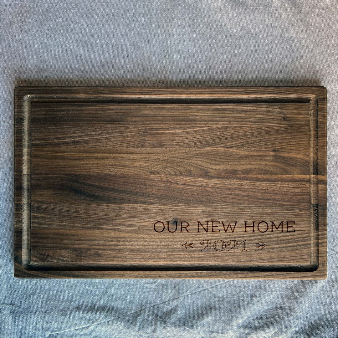 Large Walnut Cutting Board: Personalized Engraved Names or Message - Etsy
