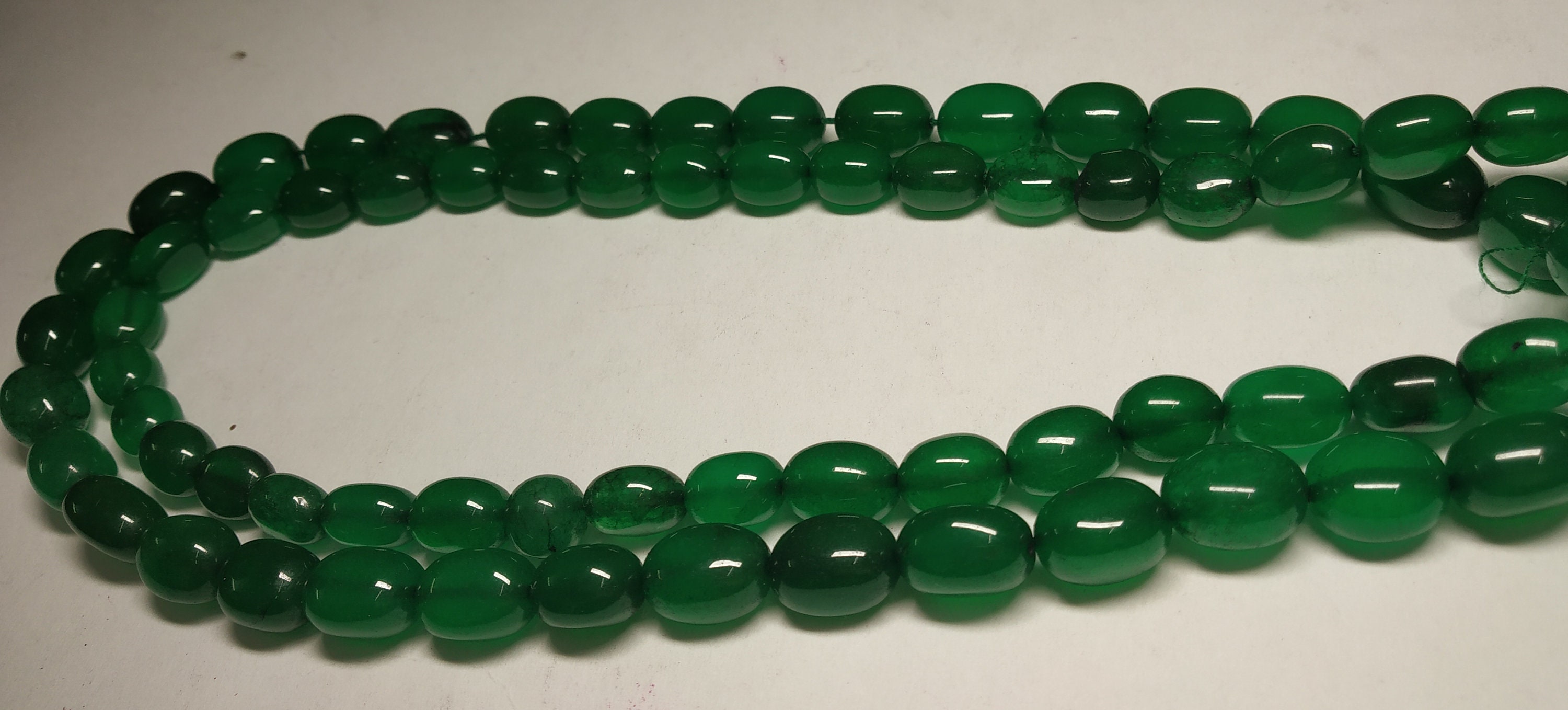Natural Emerald or Ruby Quartz Smooth Oval Beads Necklace Width :- 7x11 ...