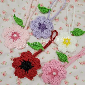 Sakura Flower Crochet Keychain Hanger // MULTIPLE COLORS // - Etsy