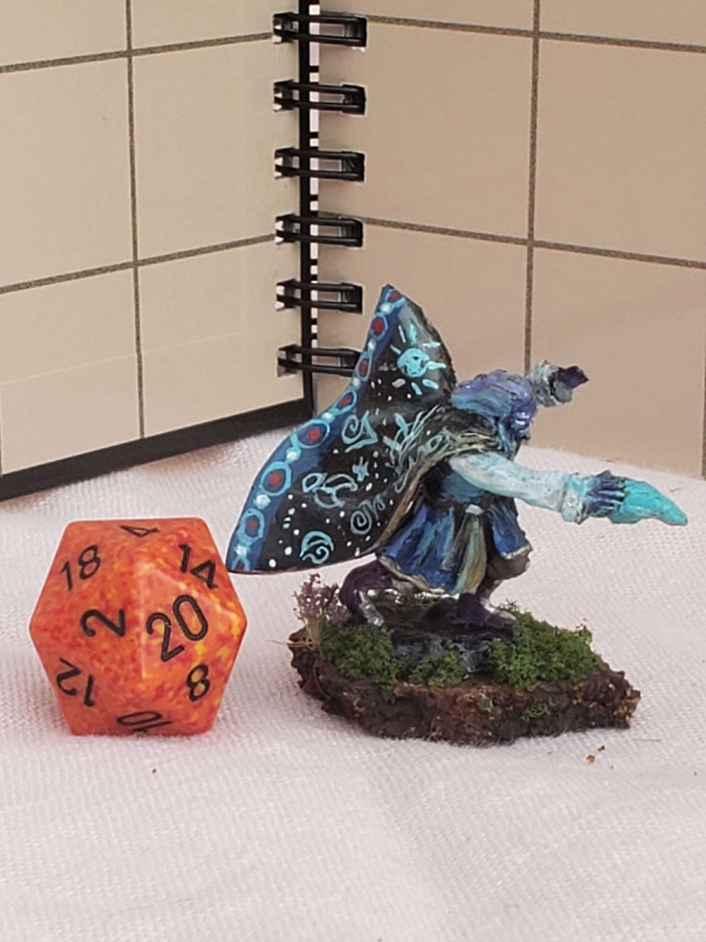 Aavaros Starlight Elf Mage D&D Miniature Hand Painted - Etsy Polska