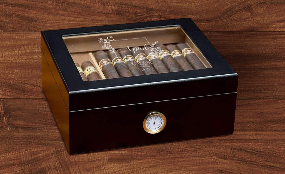 Personalized Cigar Box, Customized Wooden Humidor Box With Glass Top ...