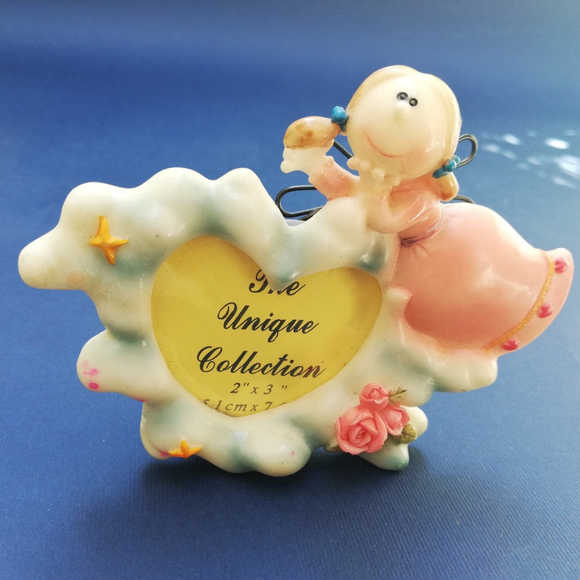 Vintage Heart-shaped Girls Photo Frame With Cute Relief Details ...