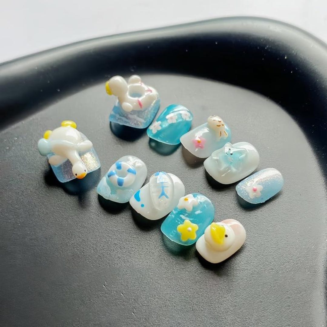 Ducky Delight Pool, Pool Party Fingernails, Yellow Rubber Duck Nails ...