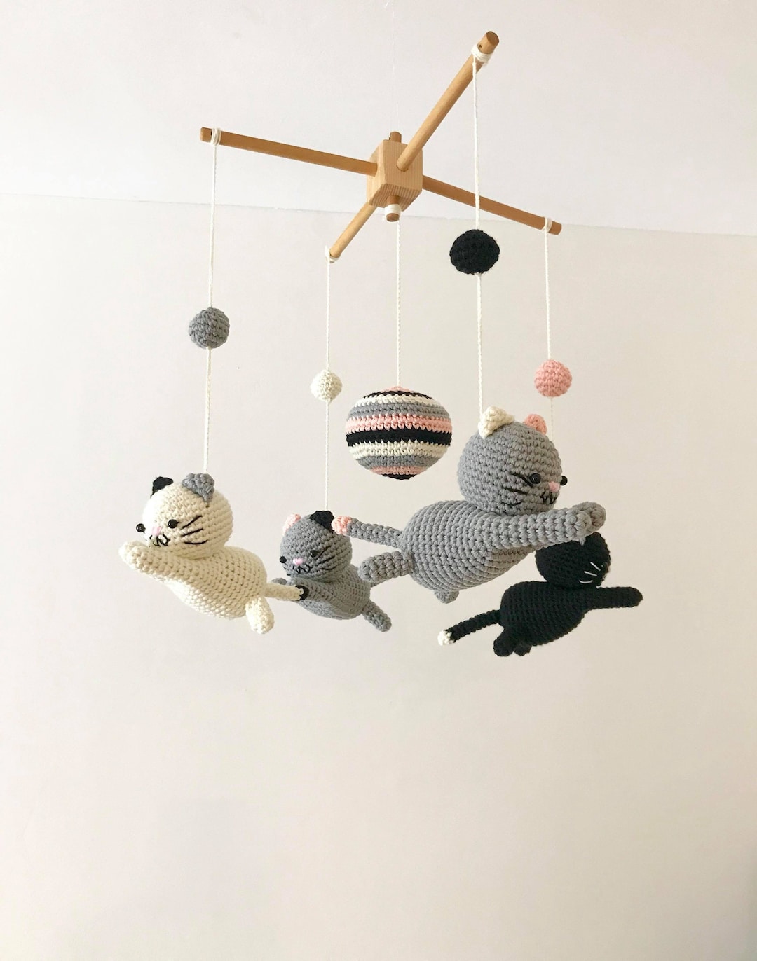 Crochet Kitten Baby Mobile, Kitten Mobile Nursery, Baby Mobile Meow ...