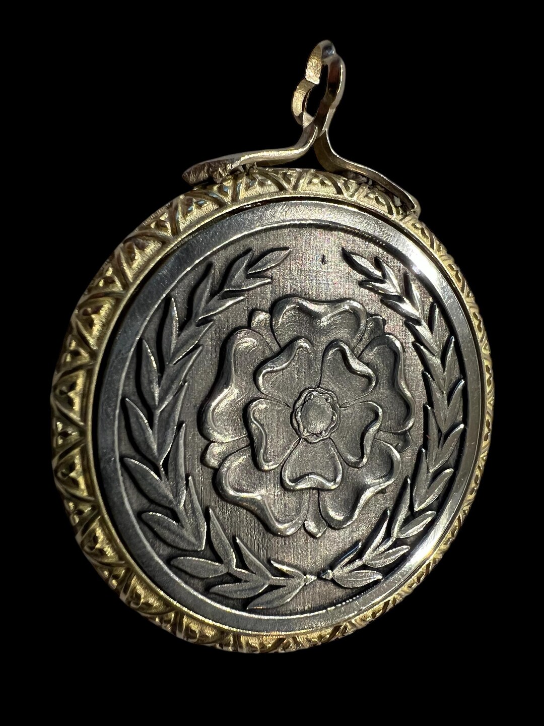 Laurel and Rose Medallion - Two Metals - SCA - Religious - Etsy