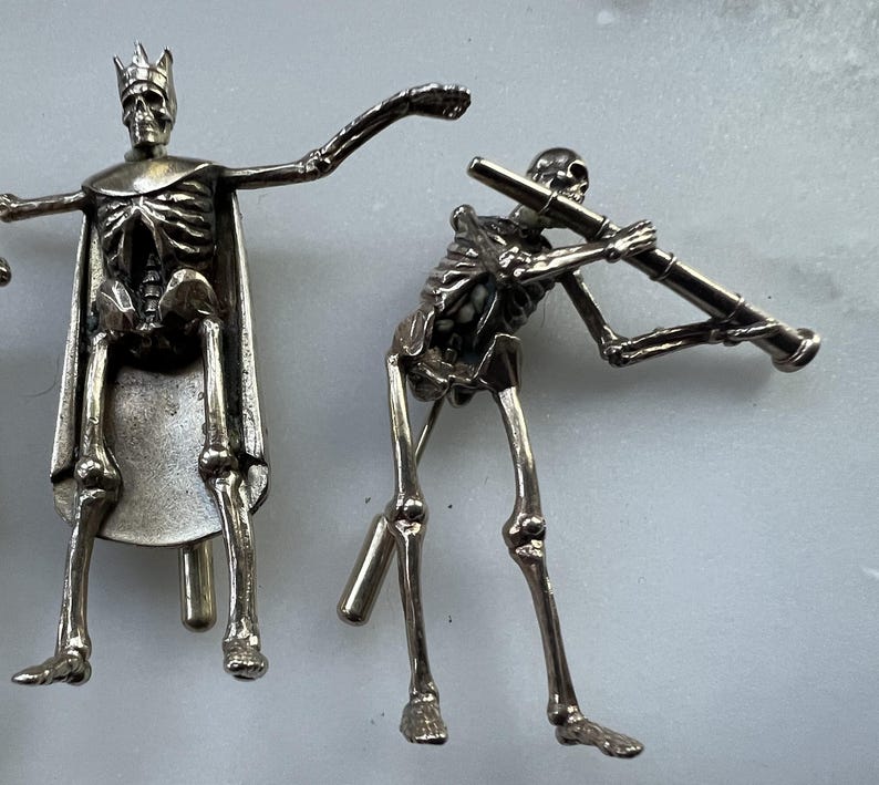 Skeleton King - 15th Century - Livery / Pilgrim's Badge - SCA - HEMA ...