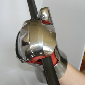 Hybrid Hourglass Mitten Gauntlets - HEMA - 14th Century - SCA ...