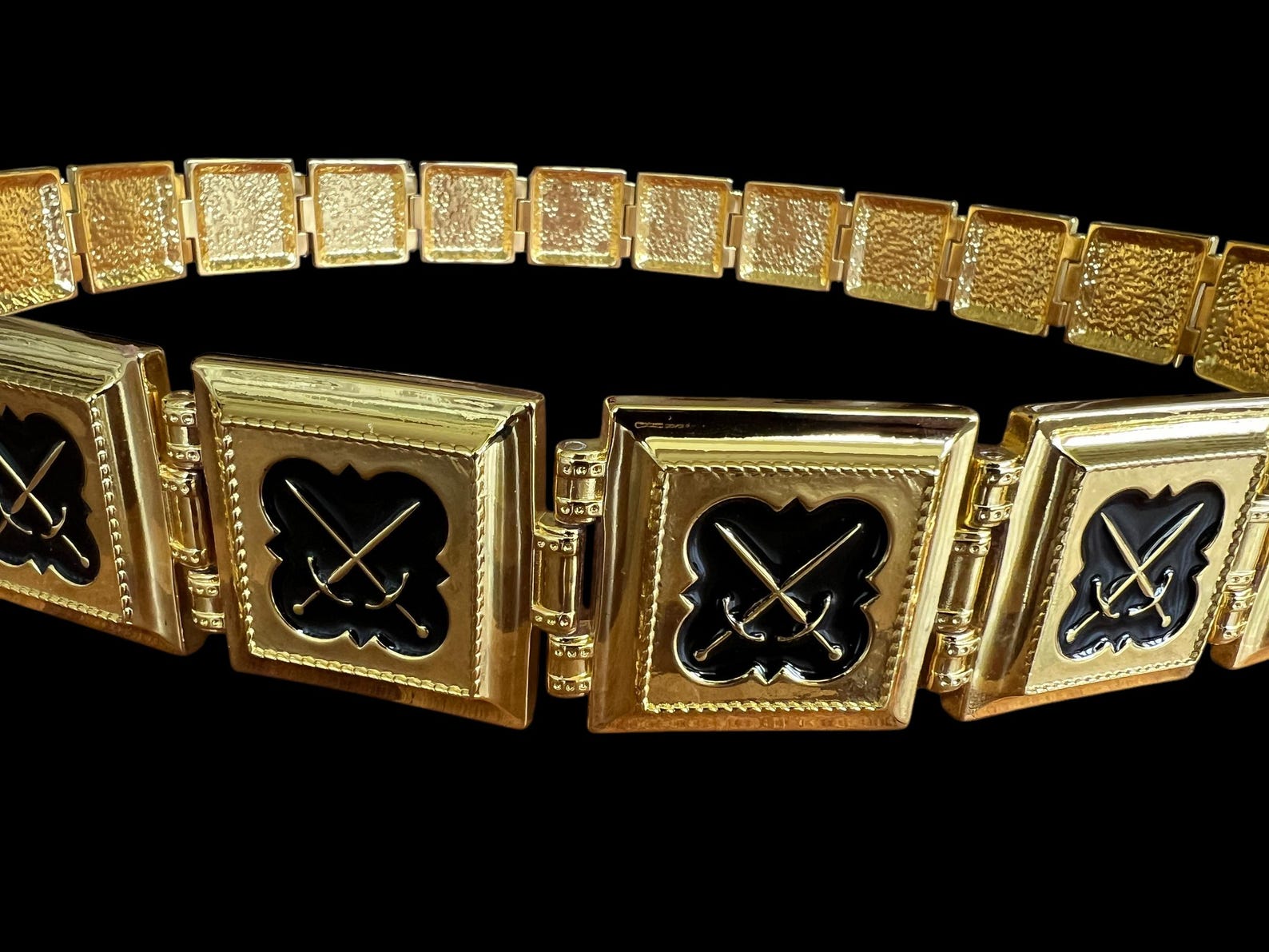 14th - 15th Century Knightly Plaque Belt - Black With Crossed Swords ...