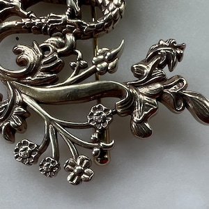 Elegant Dragon Pin - 15th Century Style - Livery / Pilgrim's Badge ...