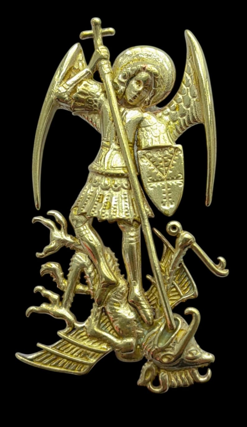 Saint Michael & the Demon - King Sized - 15th Century - Livery ...