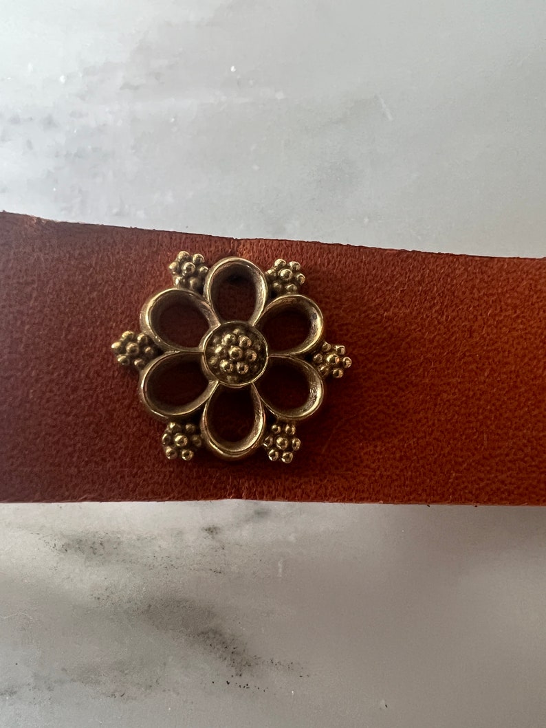 Medieval - Renaissance Floral Stud (~23mm) - SCA Reenactment HEMA LARP ...