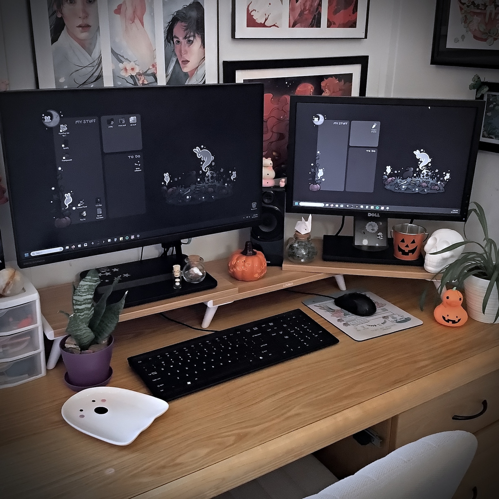 Bunny Bones Computer Desktop Theme Background Wallpaper Organizer Set ...