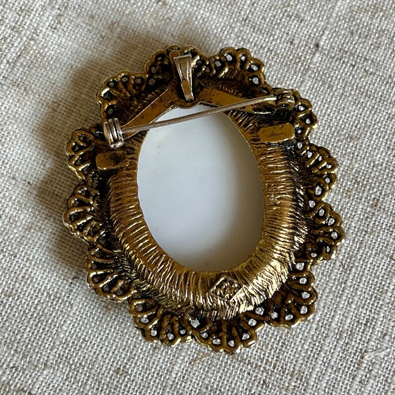 Vintage Courting Couple Brooch Signed W Germany? - Etsy