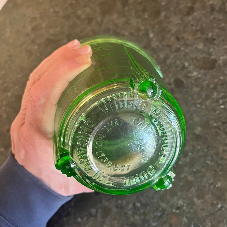 Vidrio Green Uranium Depression Glass 2c Measuring Cup - Etsy