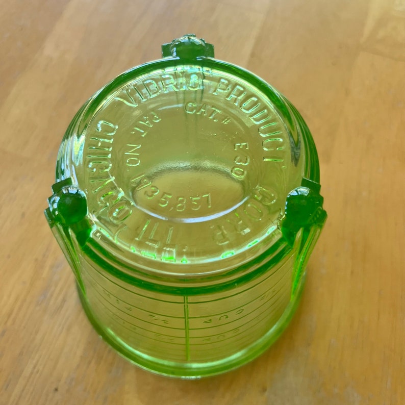 Vidrio Green Uranium Depression Glass 2c Measuring Cup - Etsy