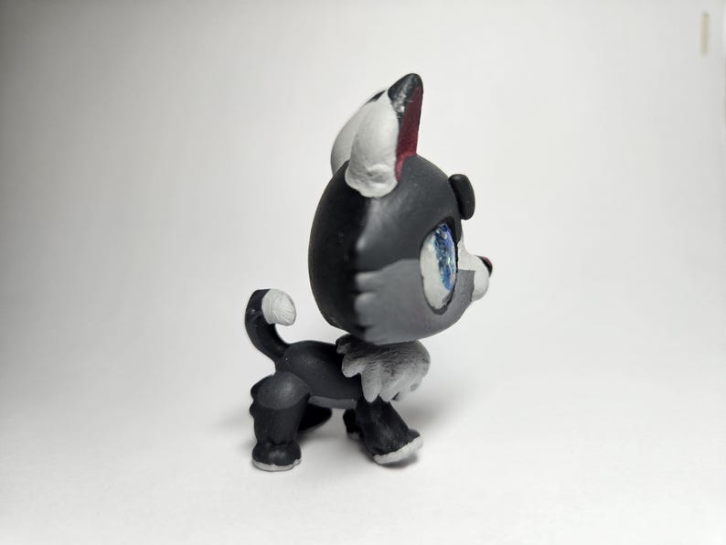 LPS Resin Eye Husky OOAK Custom - Etsy