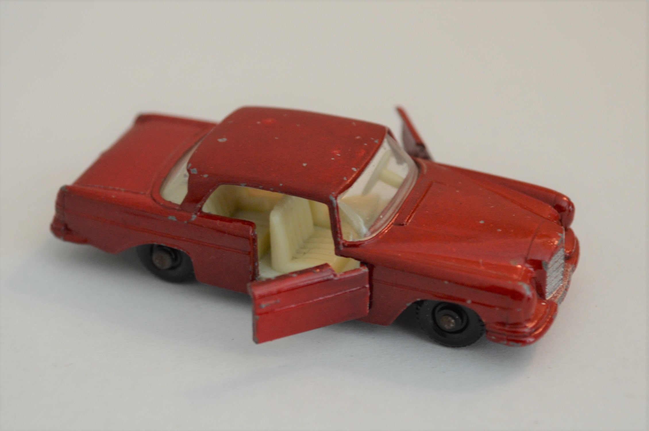 Matchbox Mercedes Benz 220 SE - No. 53 - Vintage 1960s - Made in ...