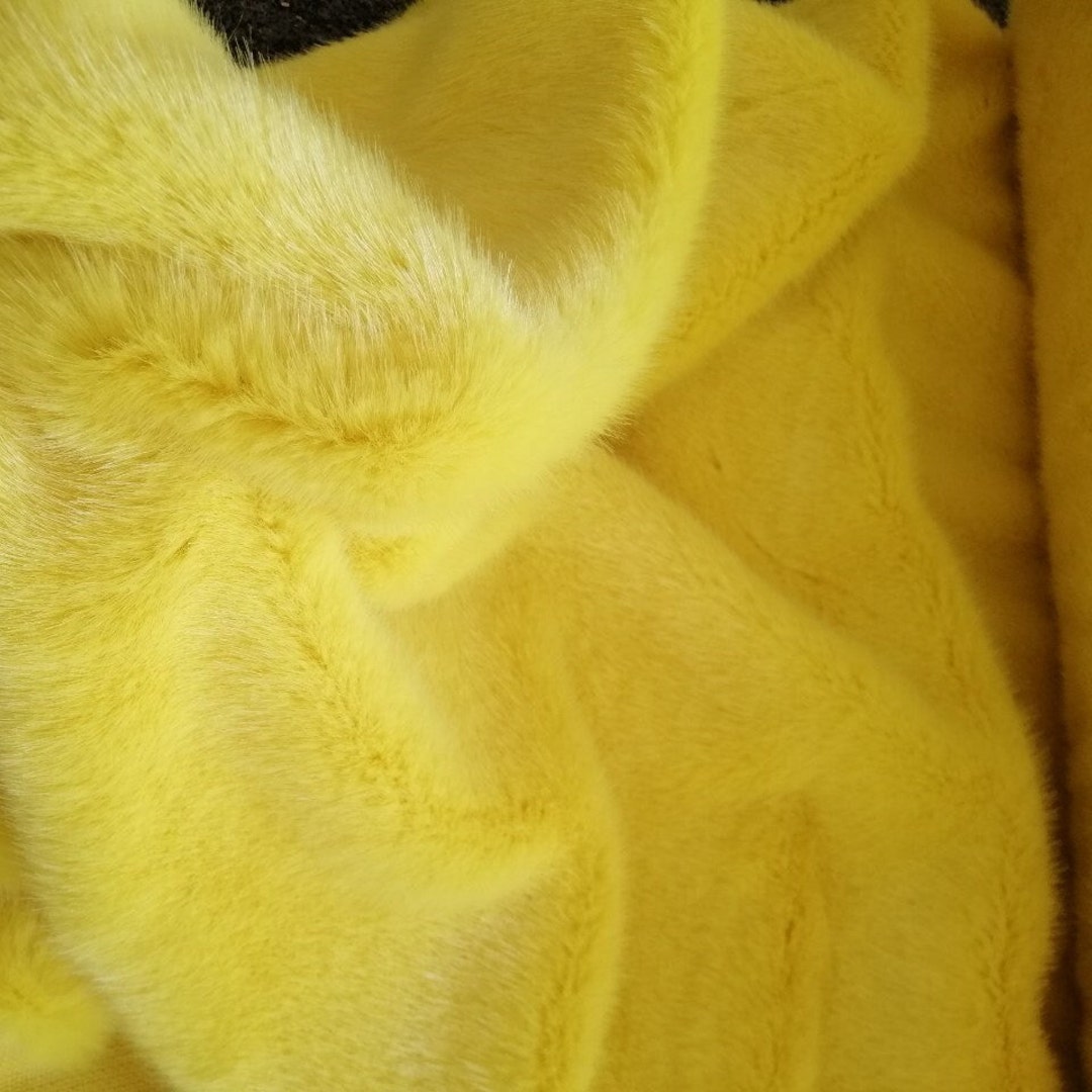 Yellow Faux Fur, Mink Tissavel, Bright Yellow Fur as Real, Lemon Mink ...