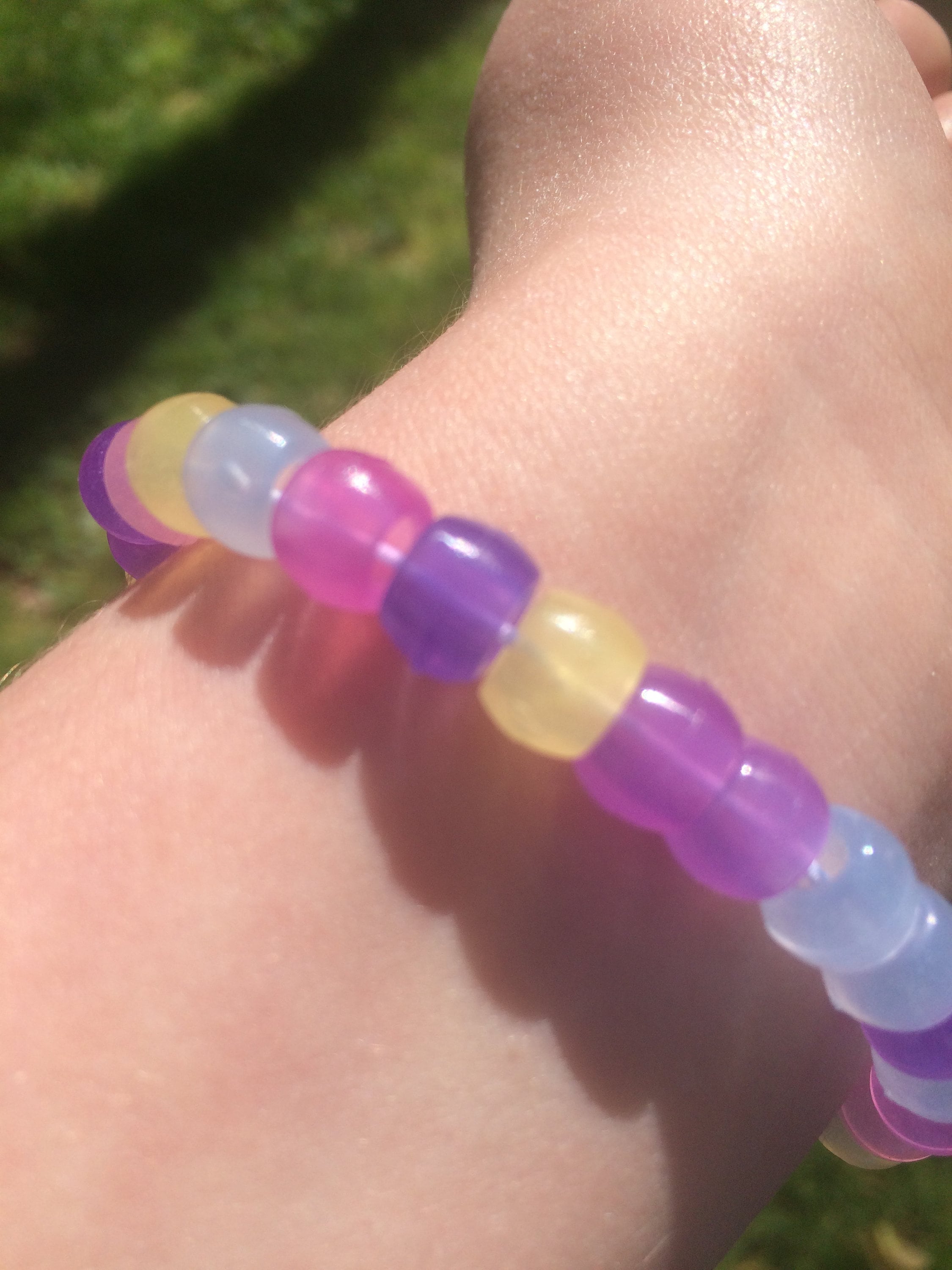Solar Uv-glow in the Dark Bracelet, Magical Color Changing Bracelet ...