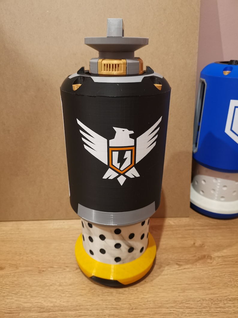 Apex Legends Phoenix Kit 3D Printed With Light Gift Keychain - Etsy ...