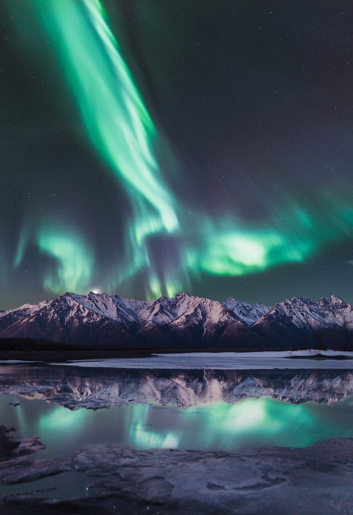 Midnight Reflection at Man Made Lake in Palmer, Alaska, Aurora ...