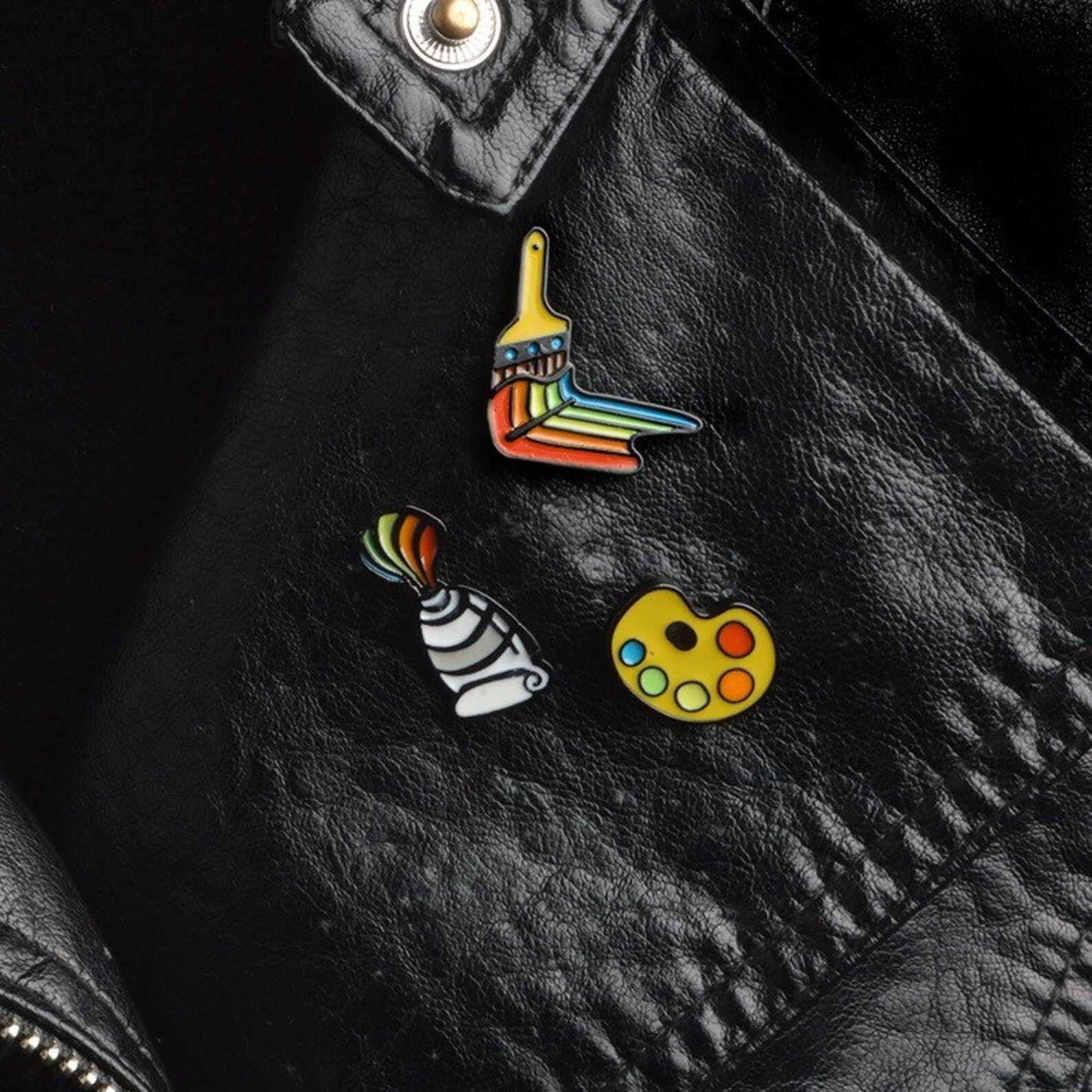 Color Brush Pin Paint Brush Badge Artist Pin Cosmetologist Painter ...