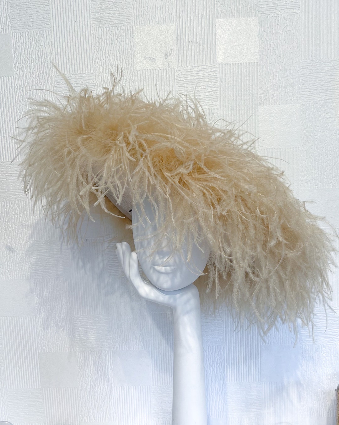 A Deluxe Ostrich Feather Large Hat / Fascinator in Honey / Light Gold ...