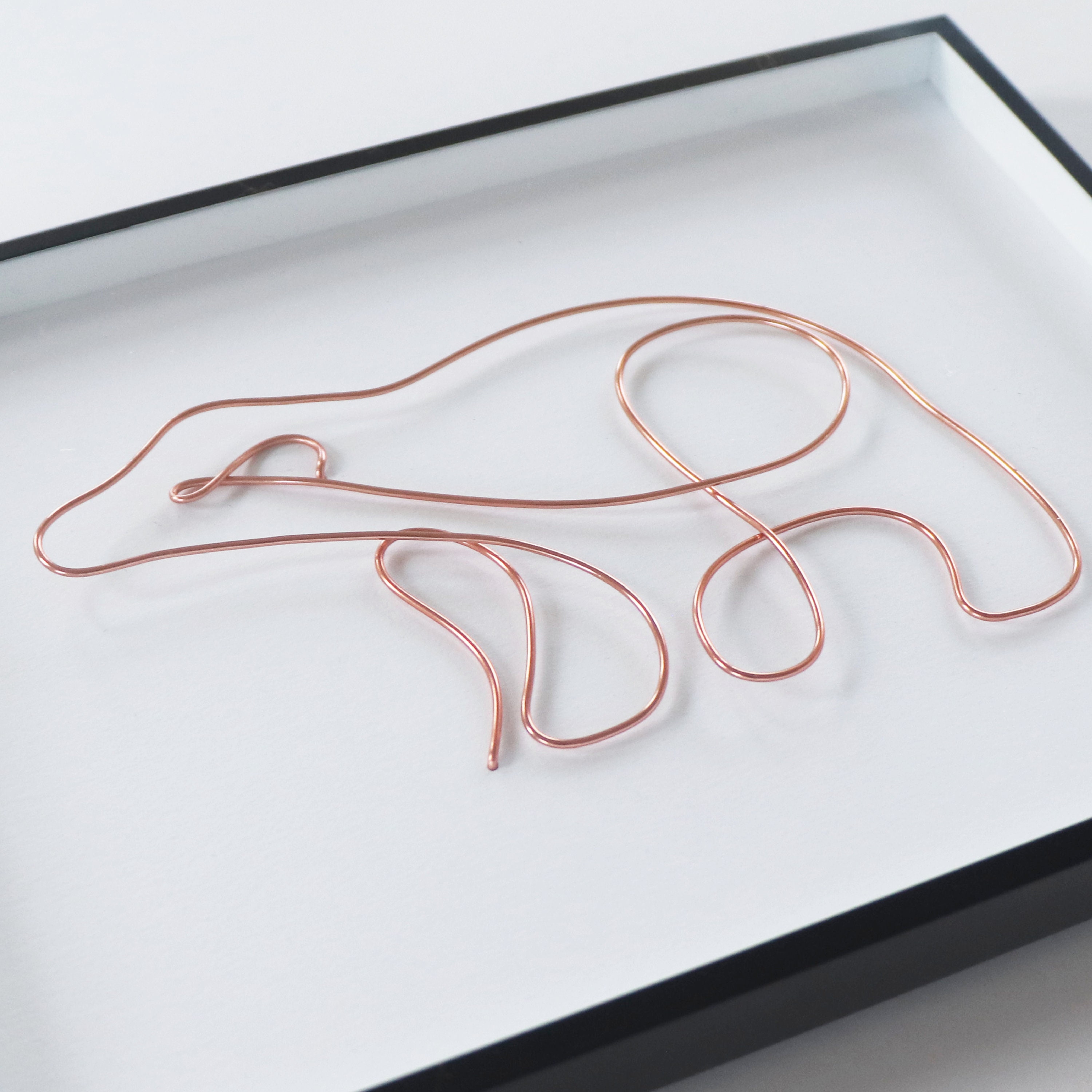 Single Line Animal Wire Art / Caribou/wolf/bear - Etsy