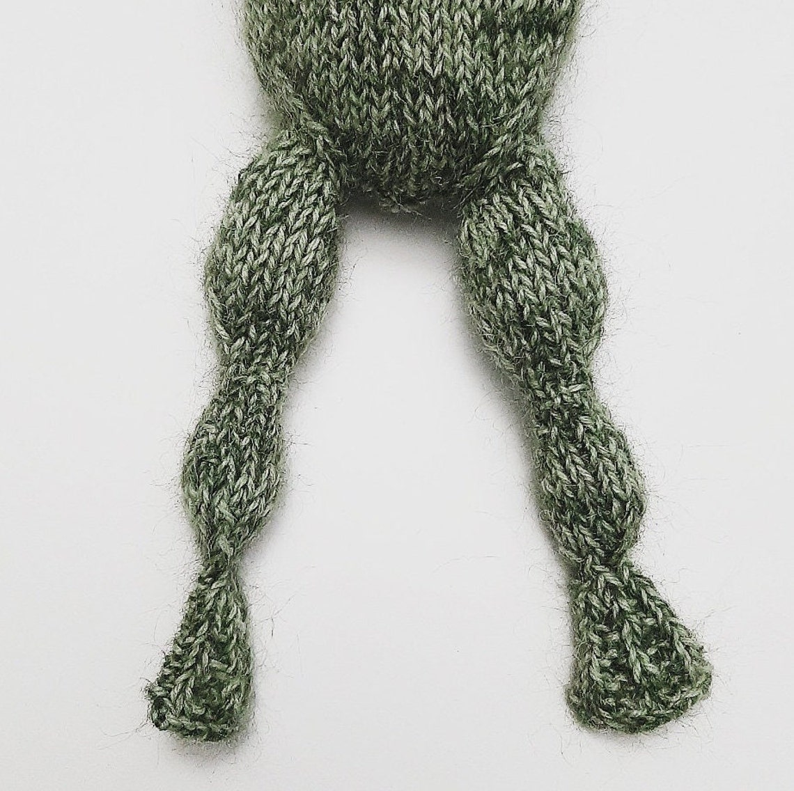 The Frog Knitting Pattern - Etsy