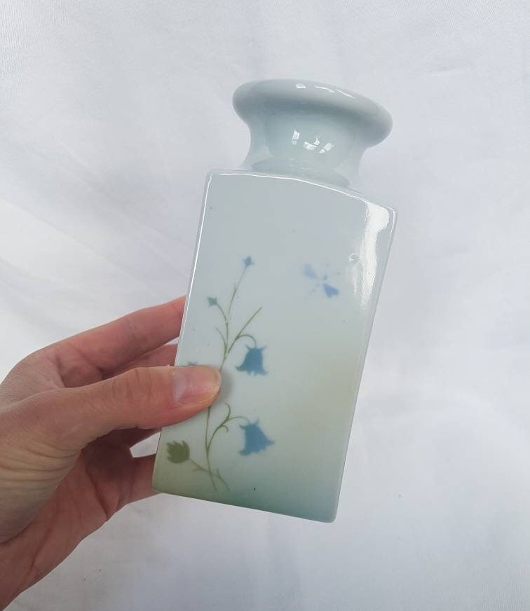 Vintage Highbank Porcelain Scotland Set of 2 Vases - Etsy UK