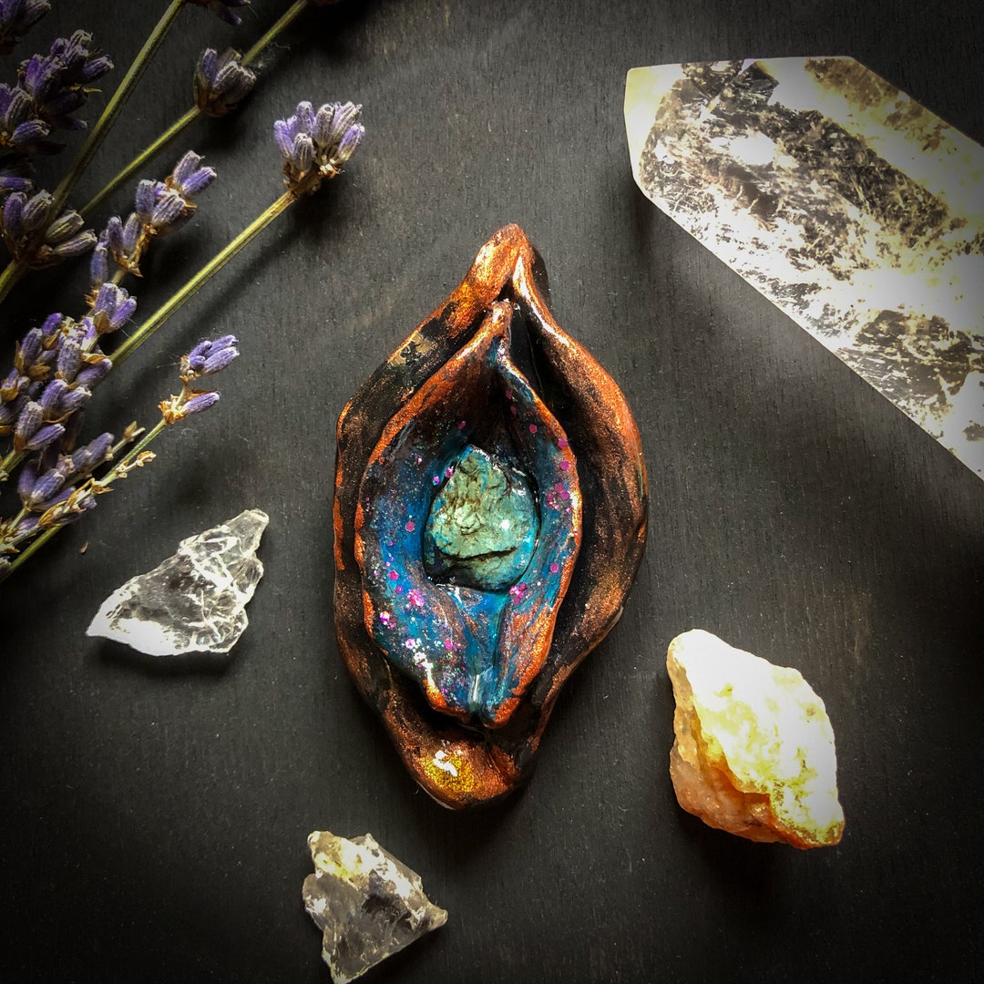 Yoni Vulva Clay Sculpture. Yoni Statue. Vulva Statue. Shaman Altar ...