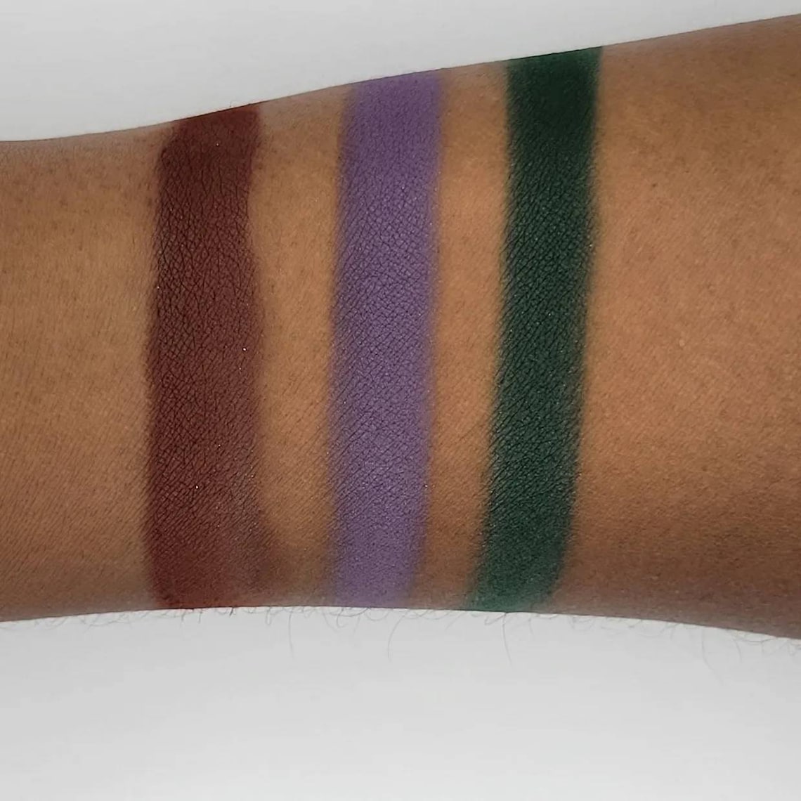 Whispess - Matte Eyeshadow Deep Green - Etsy