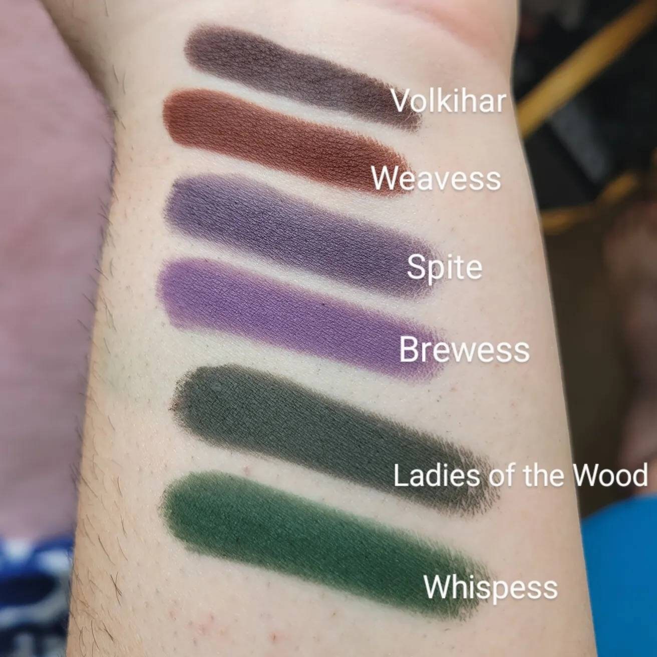 Whispess - Matte Eyeshadow Deep Green - Etsy