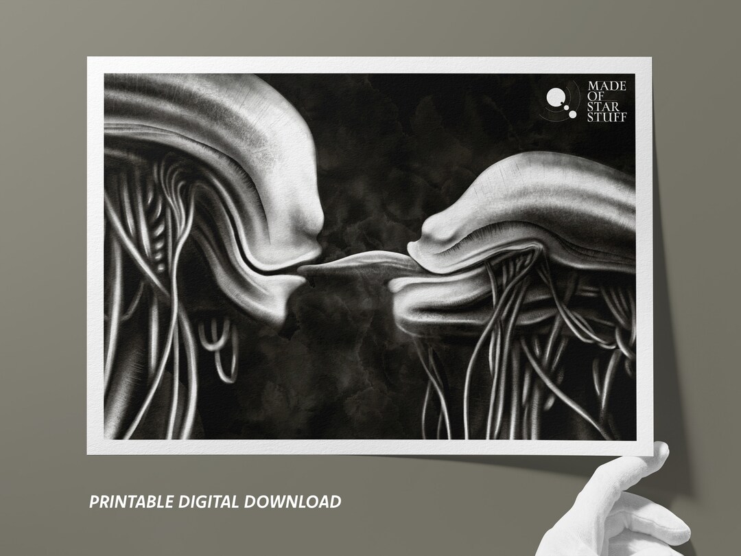 Printable Kissing Aliens Digital Download Black & White Sci-fi Wall Art ...