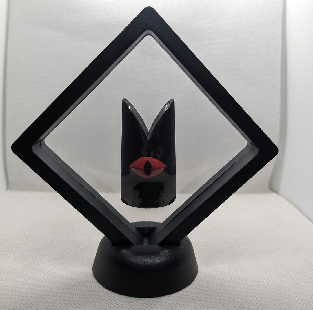 Red Crown Floating Display | 3D Printed Hand Painted Cult of the Lamb ...