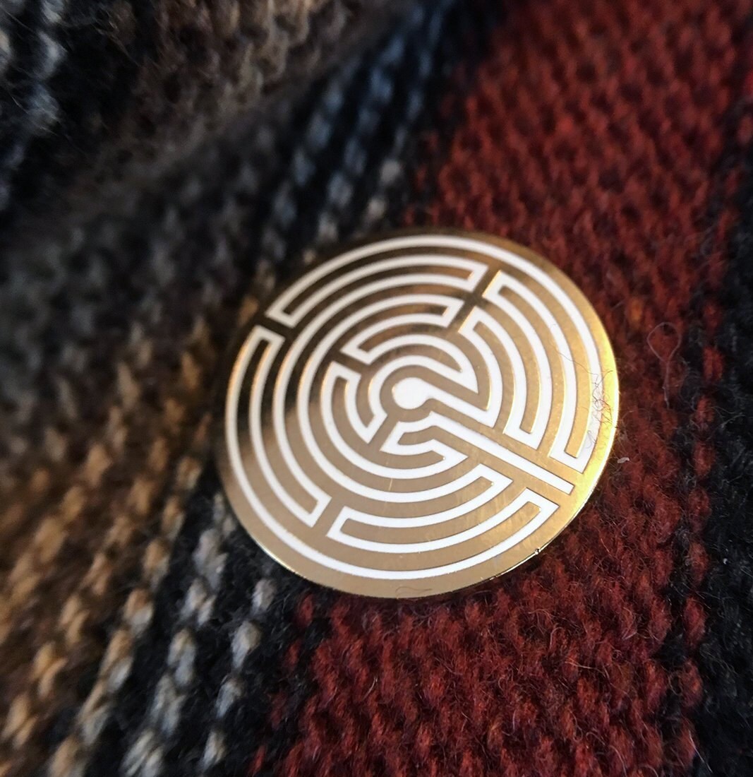 Grace Hopper / Nanosecond Enamel Pin - Etsy