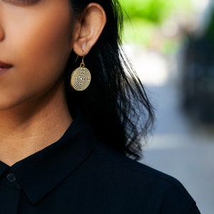 Grace Hopper / Nanosecond Earrings - Etsy