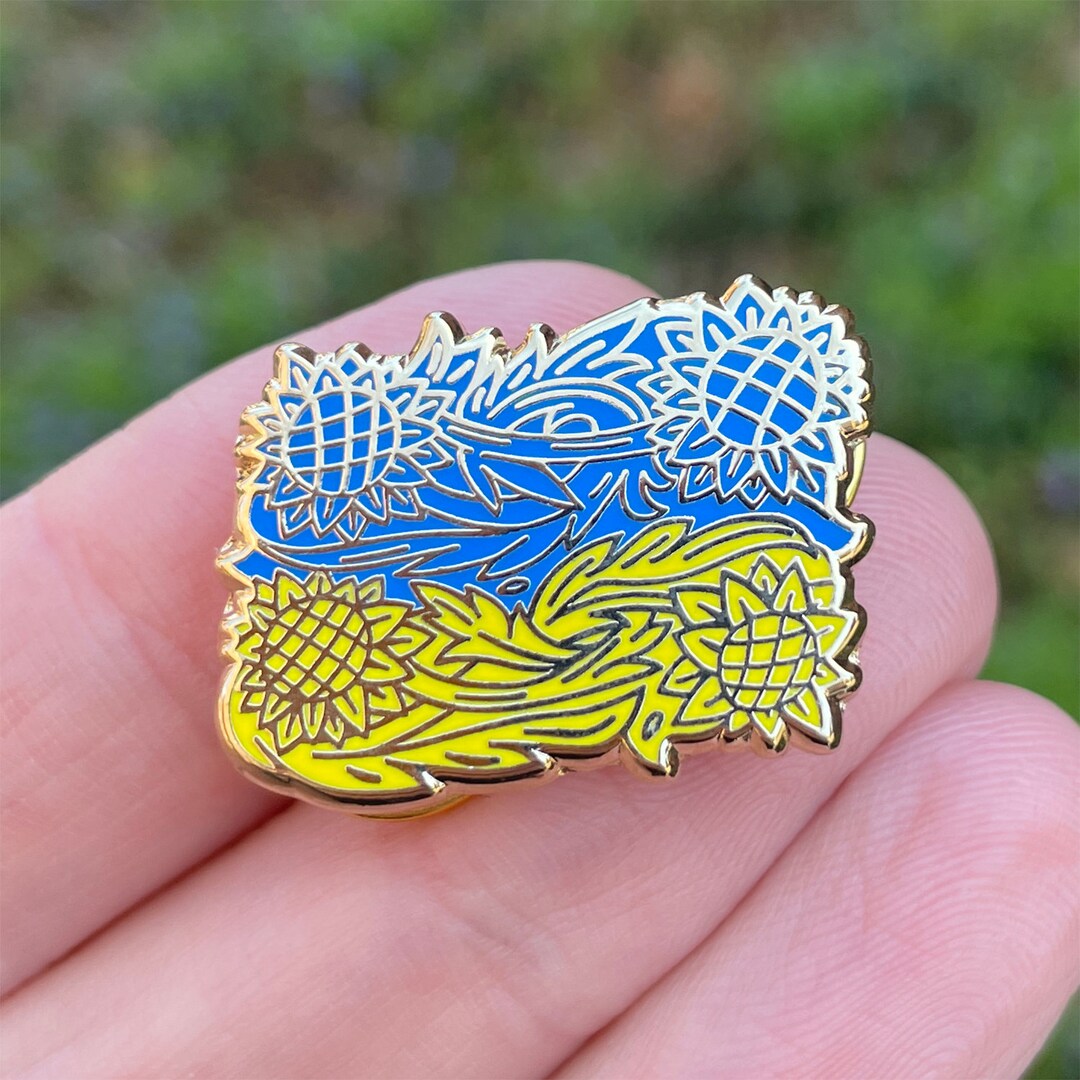 Ukraine Flag Enamel Pin by Vikavita - Etsy