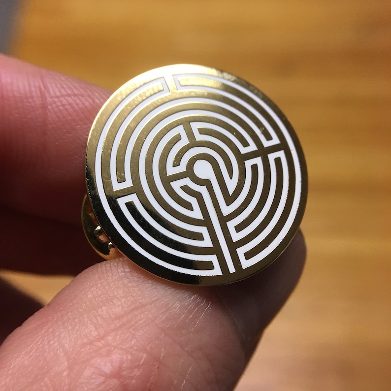 Grace Hopper / Nanosecond Enamel Pin - Etsy