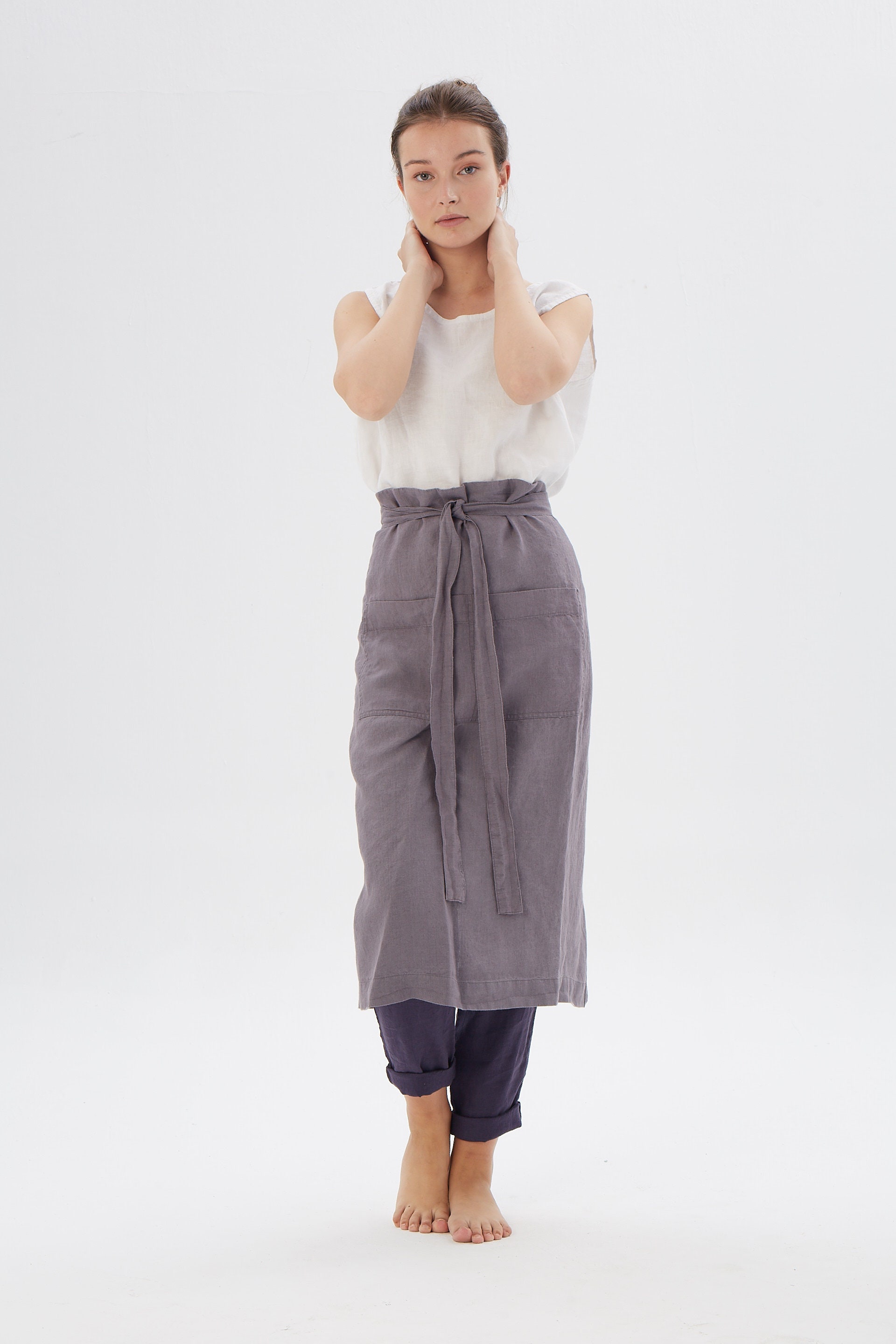 Long linen waist apron BELLAGIO / Long linen waist apron with pockets ...