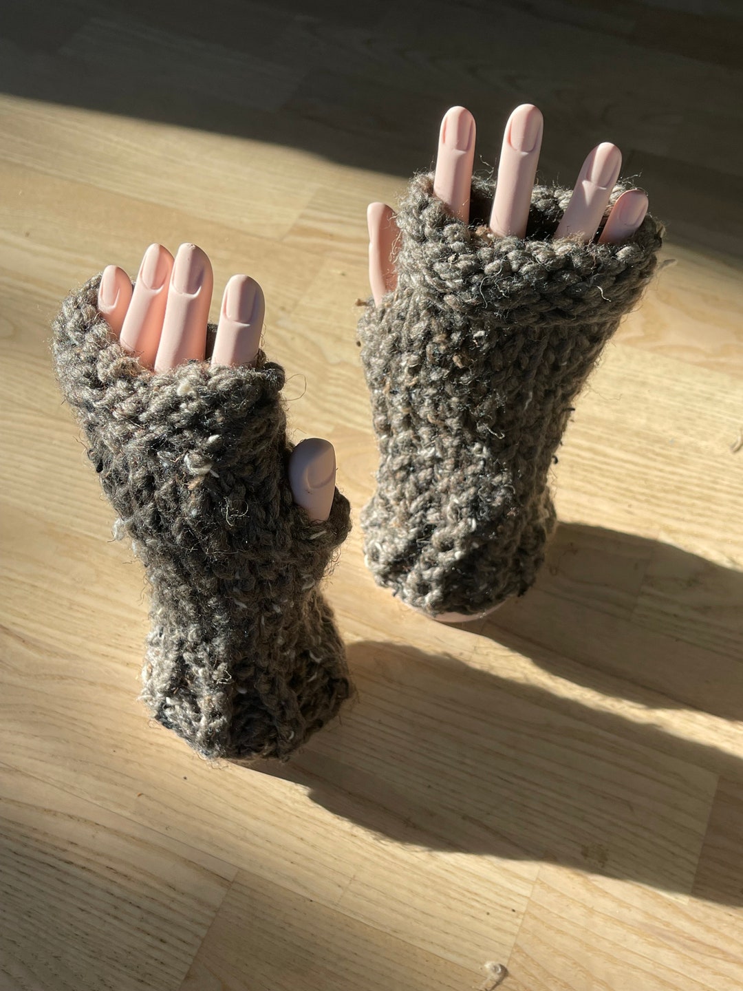 Claire’s Outlander Fingerless Gloves Handknit in a Chunky Barley Brown ...