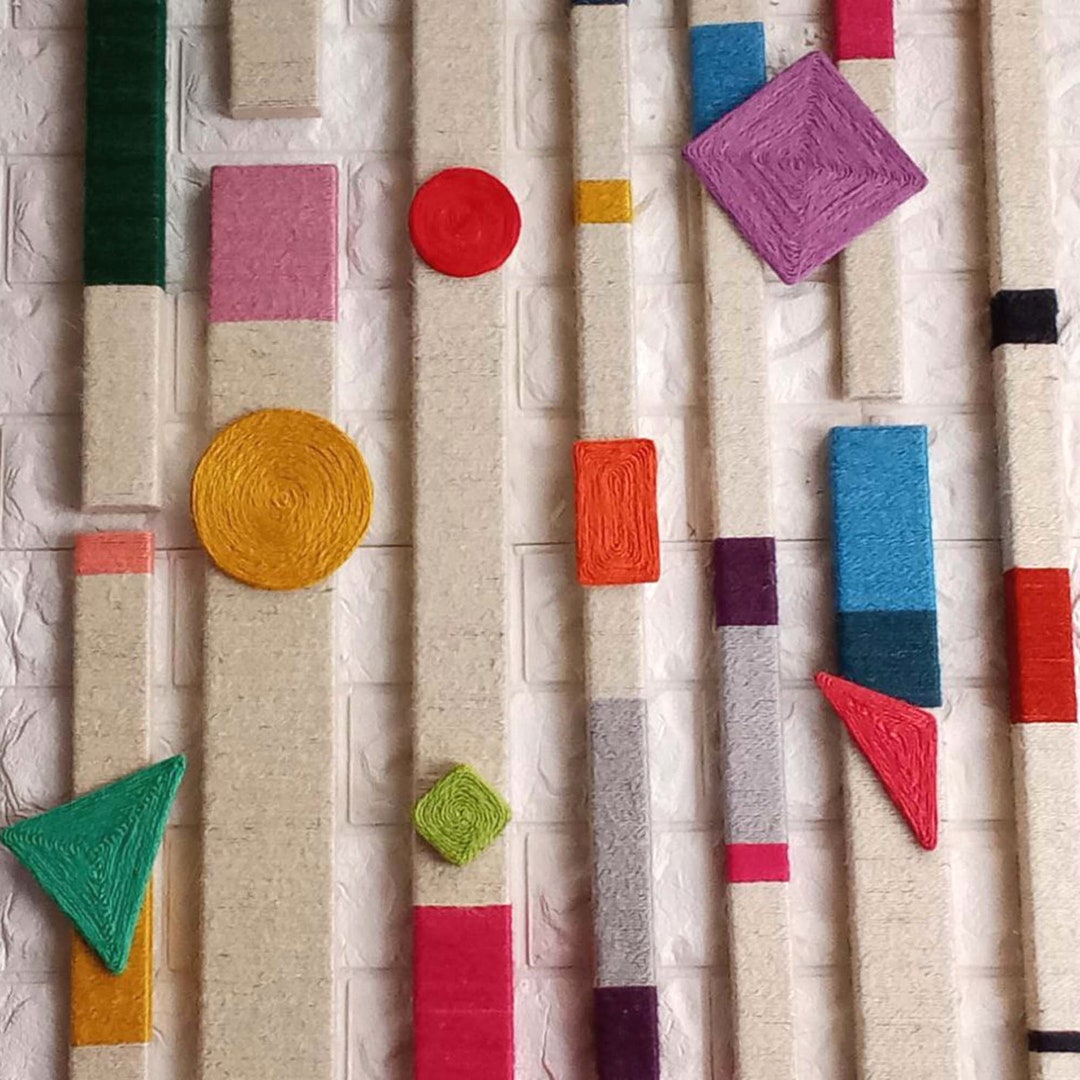 Totem Wall Art With Geometric Shapes for Home Decor, Hotel, Office ...