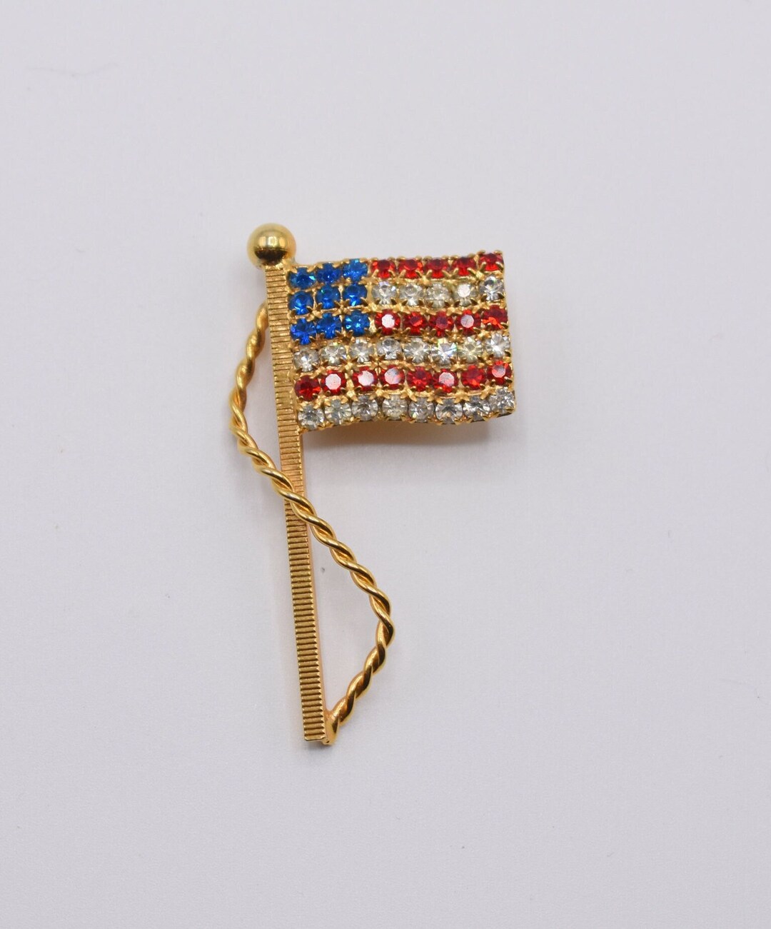 American Flag Brooch Vintage Rhinestone High End USA Flag Pin ...