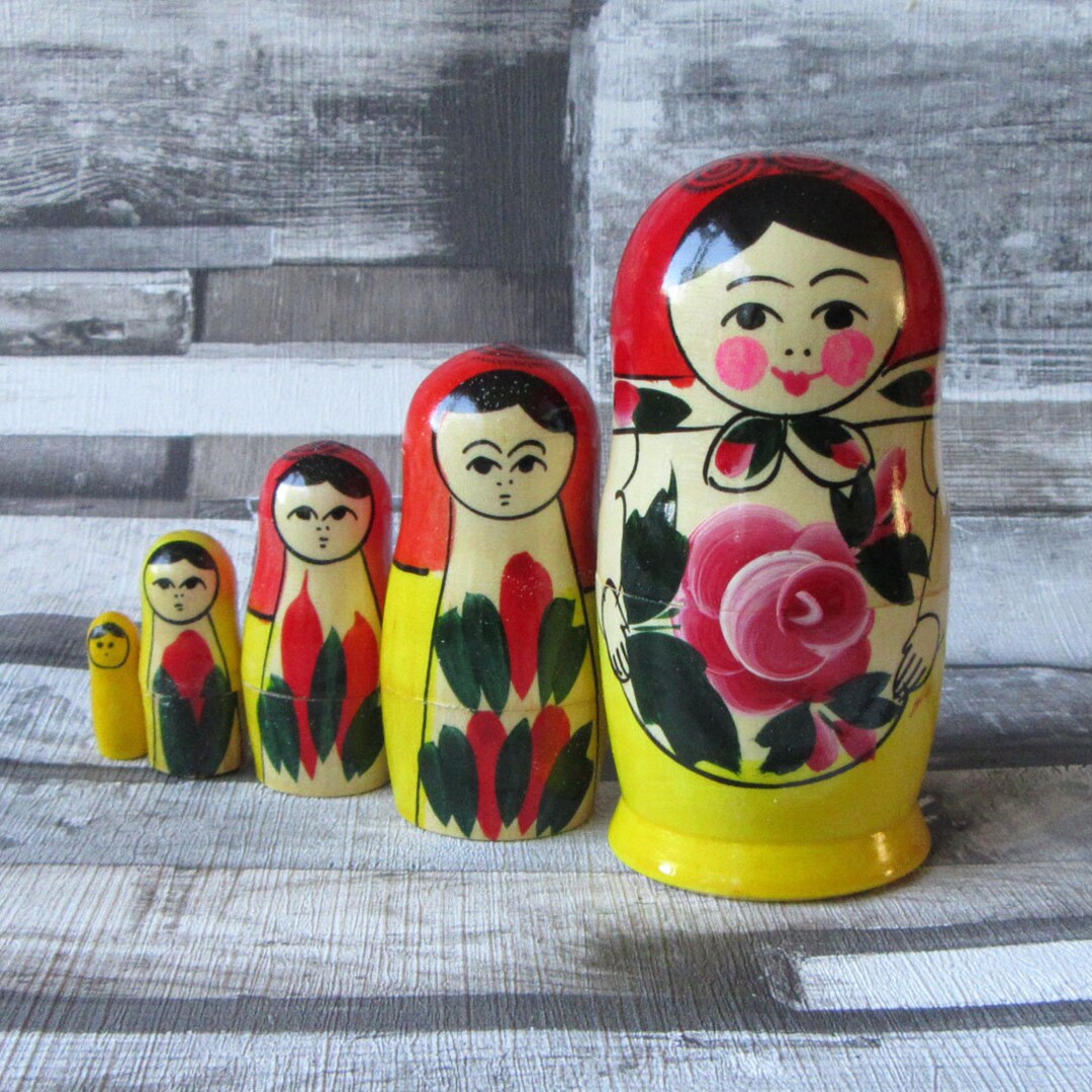 Tradtional Style Nesting Dolls / Stacking Doll Handmade - Etsy