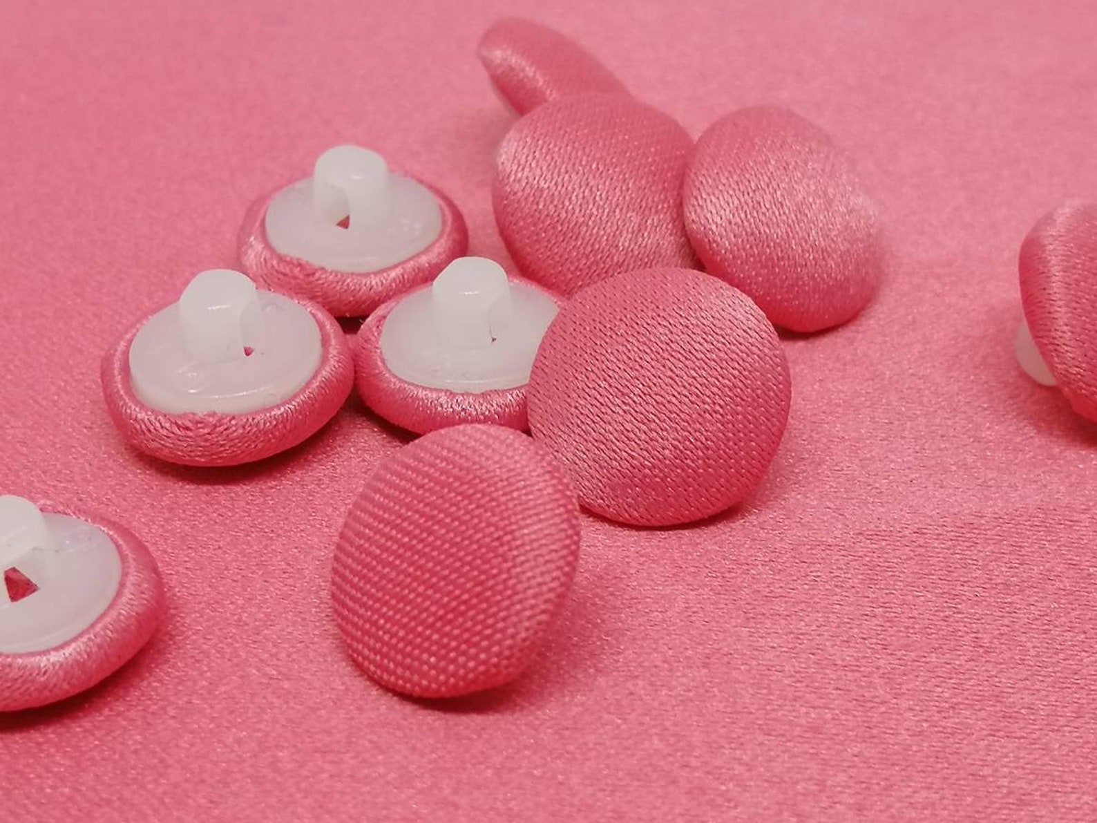 Satin Buttons , Coral Shank Buttons, Pinback Buttons, Coral Button ...