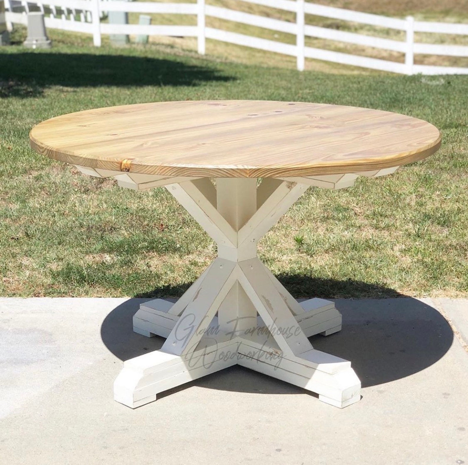 Round Farmhouse Table, READ Description on Shipping-its NOT Free, Round ...