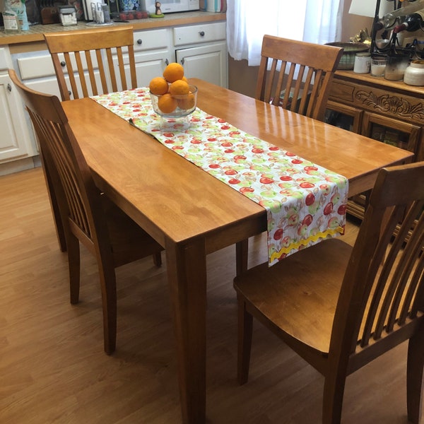 Apples Table Runner - Etsy
