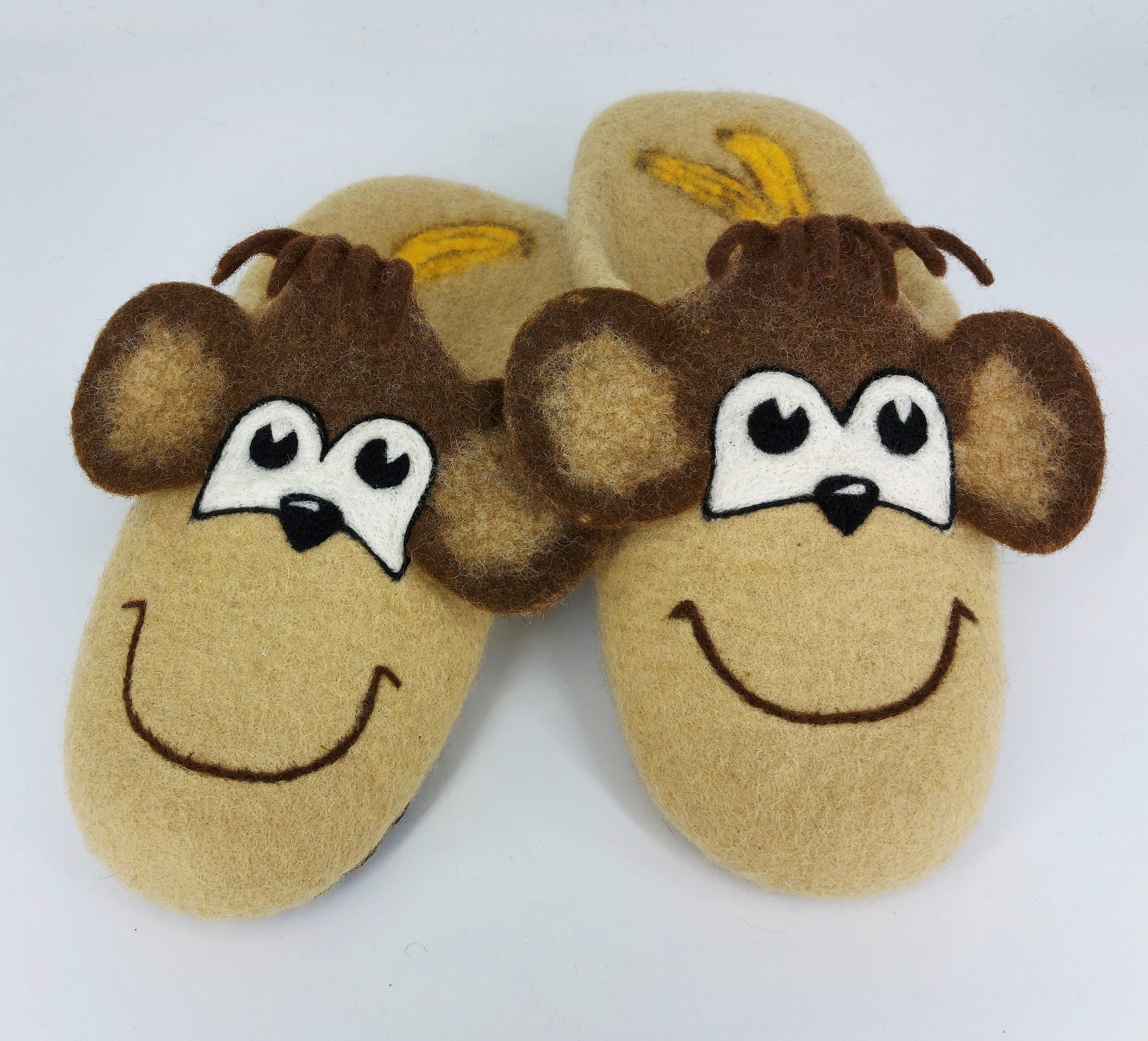 Funny Monkeys Animal Slippers Felt Slippers Flat Shoes Funny Slippers ...