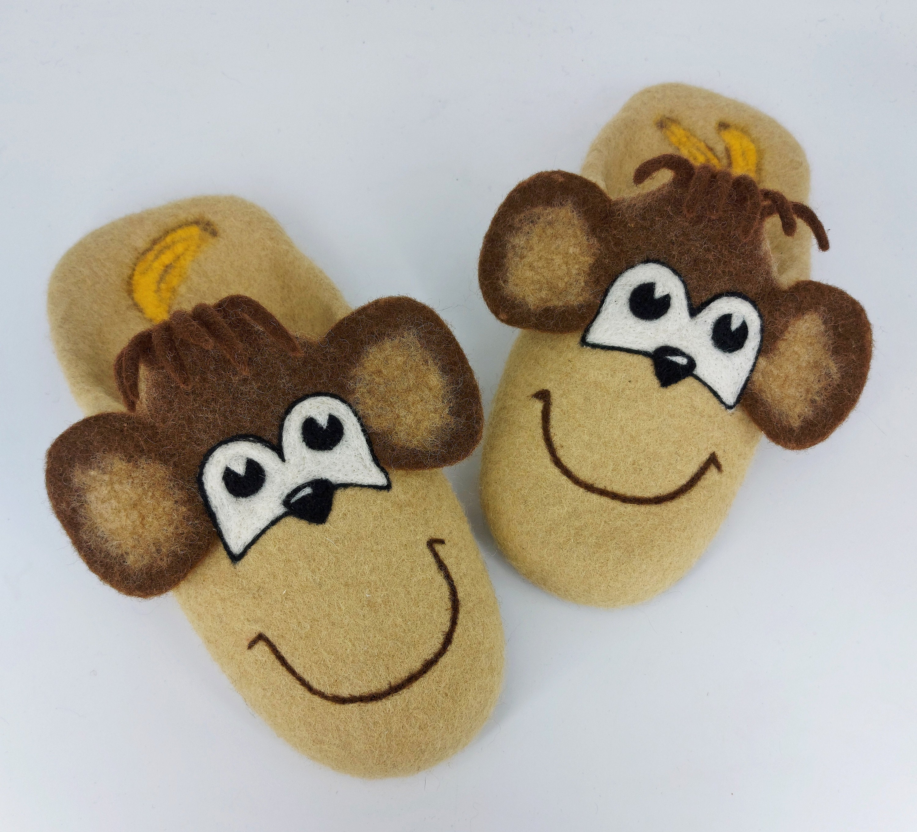 Funny Monkeys Animal Slippers Felt Slippers Flat Shoes Funny Slippers ...