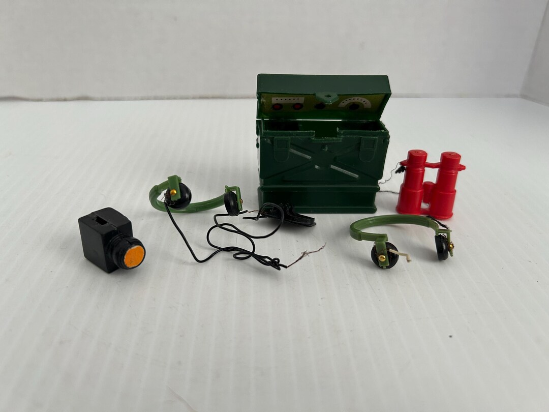 Vintage GI Joe Filed Phone and Binoculars - Etsy